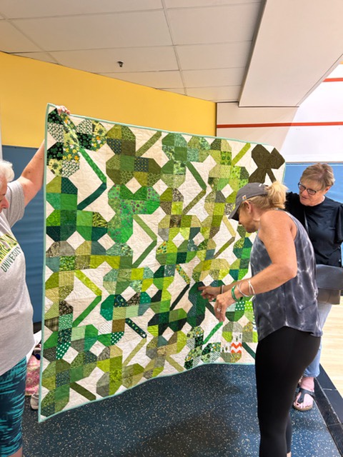 A Shamrock Quilt | JERSEY SHORE MODERN QUILT GUILD